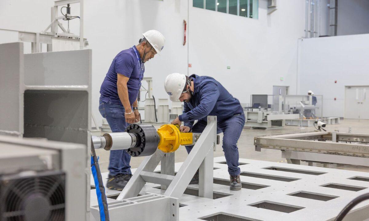 About Us | Hyundai Translead